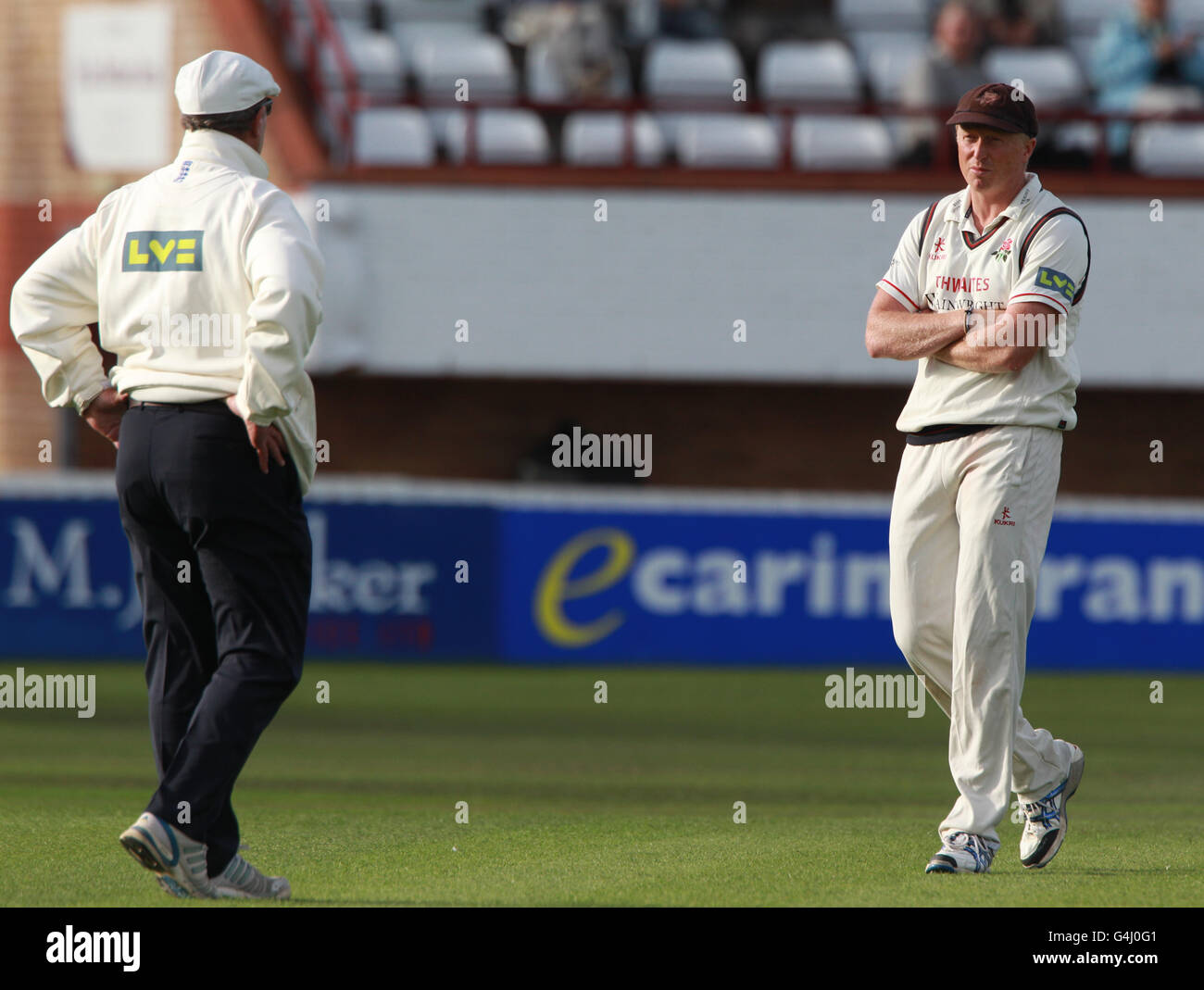 George sharp umpire hi-res stock photography and images - Alamy