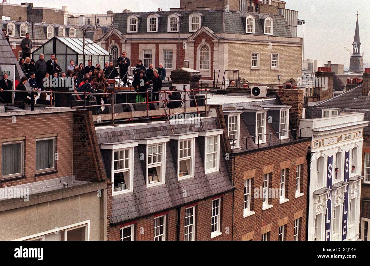 Bootleg Beatles play on roof Stock Photo - Alamy