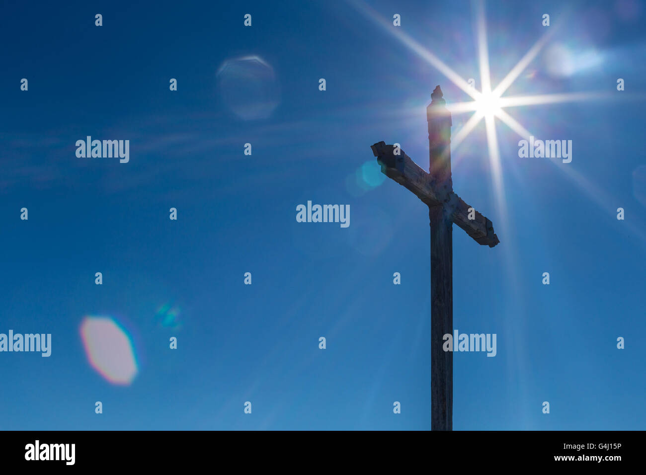 Sunflare cross hi-res stock photography and images - Alamy