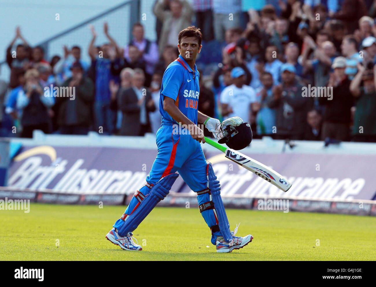 India's Rahul Dravid looks back as he leaves the field into retirement ...