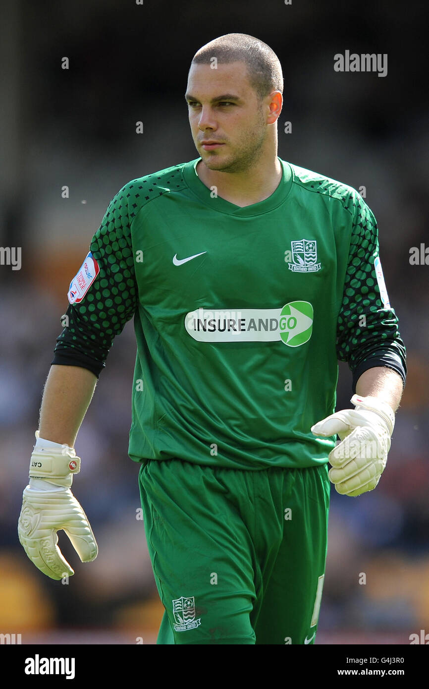 Southend united goalkeeper glenn morris hi-res stock photography and ... Southend united goalkeeper glenn morris hi-res stock photography and ...