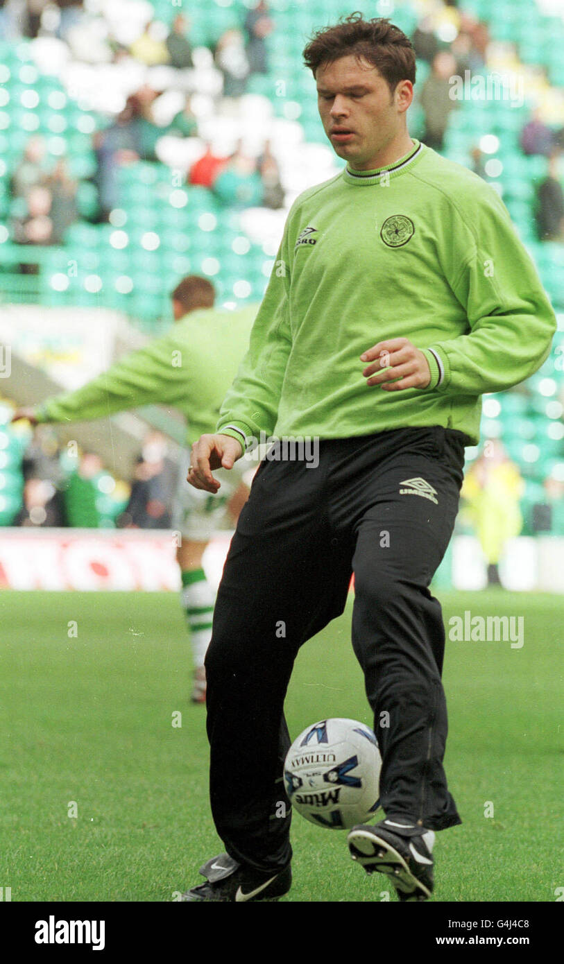 Celtics mark viduka hi-res stock photography and images - Alamy