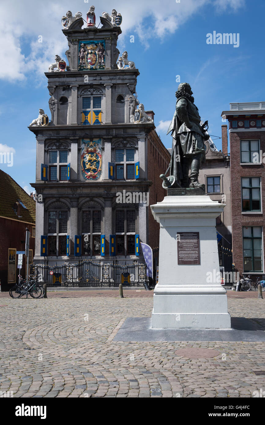 Statue of Jan Pieterszoon Coen in the main square of Hoorn town ...