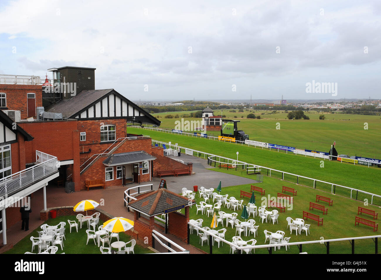 Pontefract races hi-res stock photography and images - Alamy
