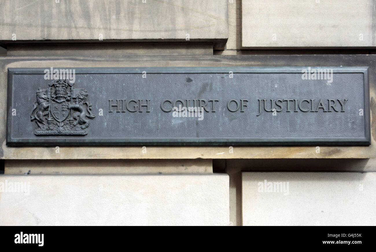 Edinburgh high court on the high street hi-res stock photography and ...