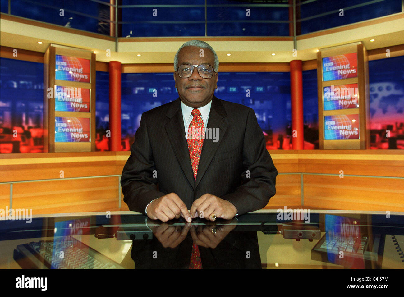 ITN News reader Trevor McDonald on the set of ITV's Evening News, which ...