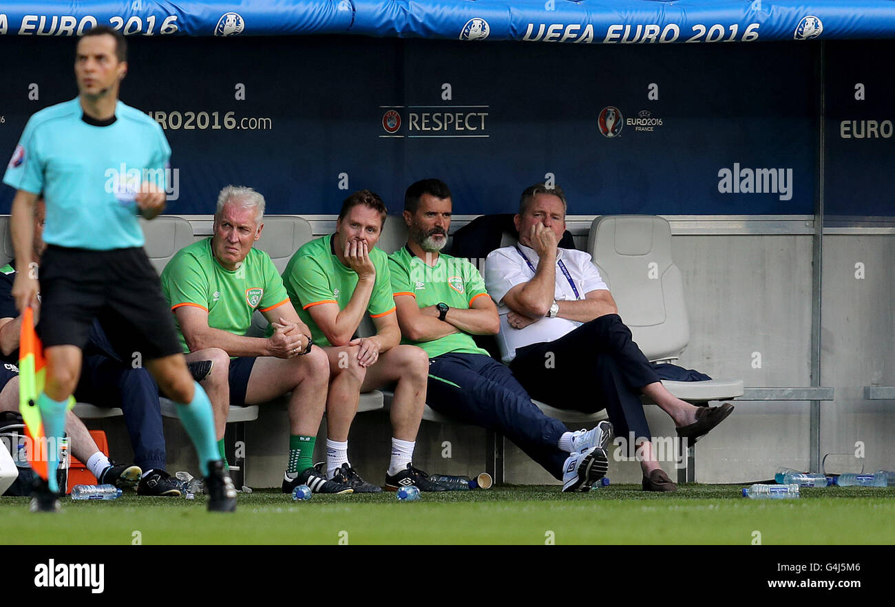 Assistant coach roy keane hi-res stock photography and images - Alamy