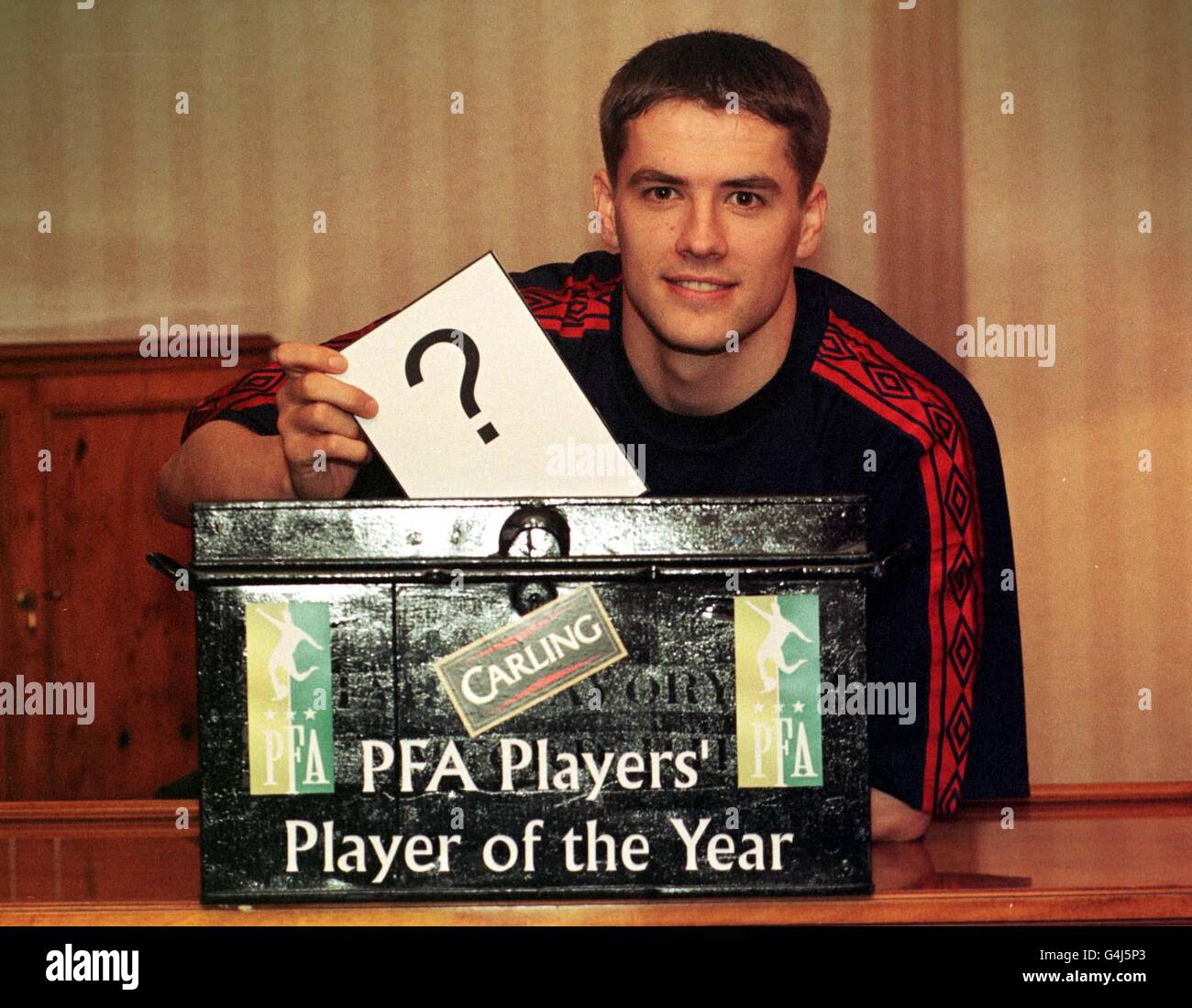 Player of the week award hi-res stock photography and images - Alamy