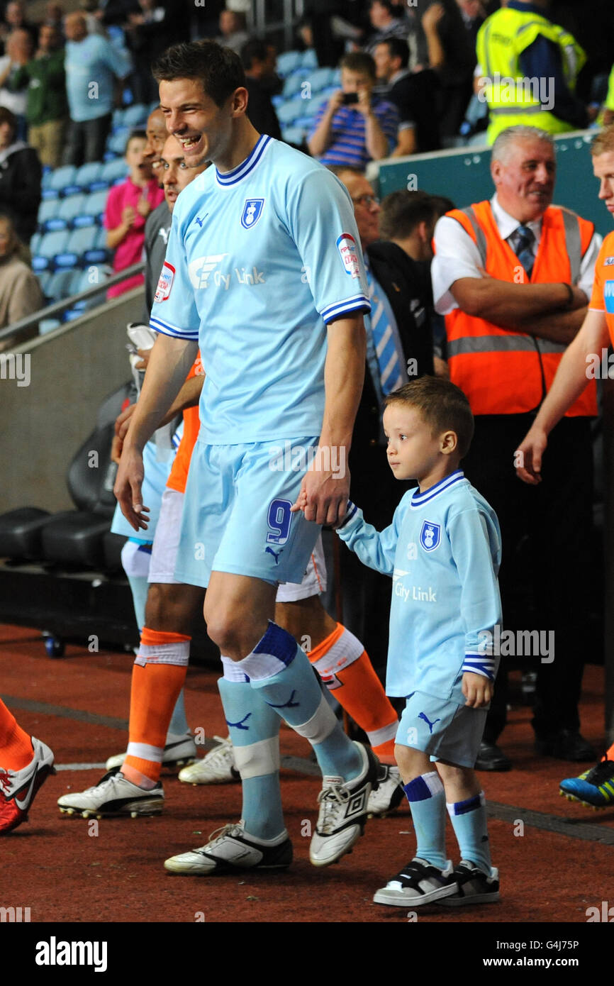 Football Tunnel Ampics High Resolution Stock Photography and Images - Alamy