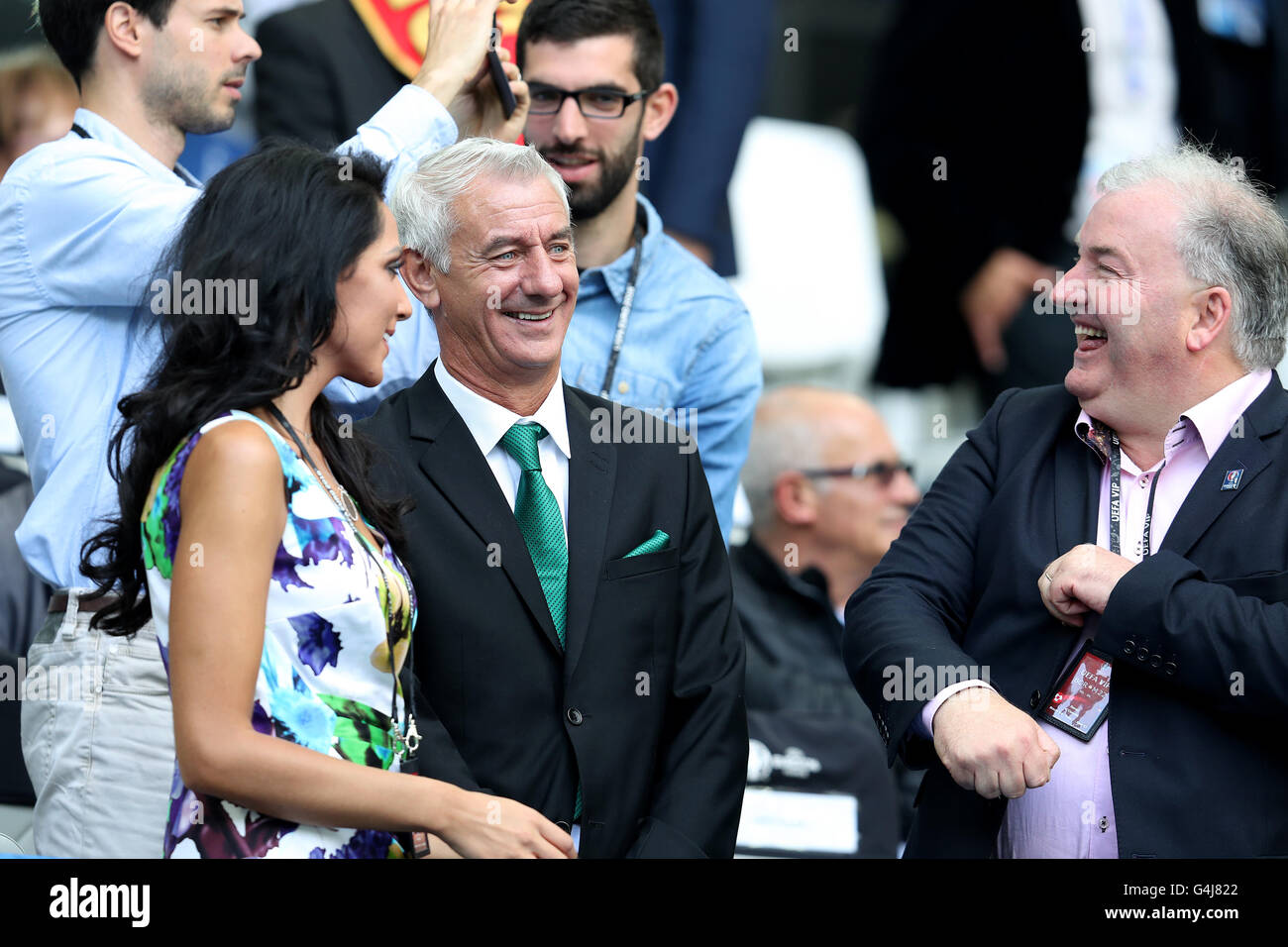 Carol Anthony (left) and Ian Rush (centre) before the UEFA Euro 2016 ...