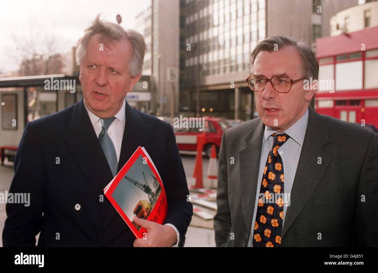 Former minister transport secretary hi-res stock photography and images ...