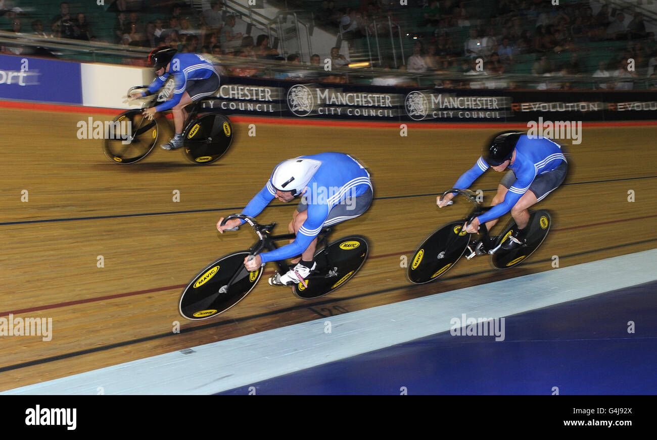 Jason Queally, Sir Chris Hoy (right) and Jason Kenny (top) on their way ...