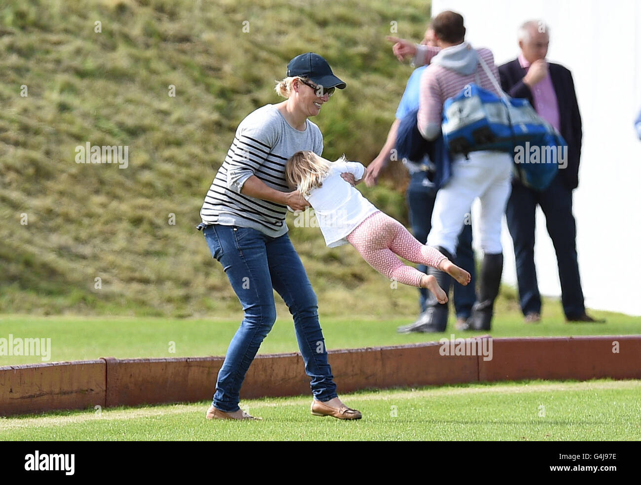 Mia tindall and mia grace tindall hi-res stock photography and images ...