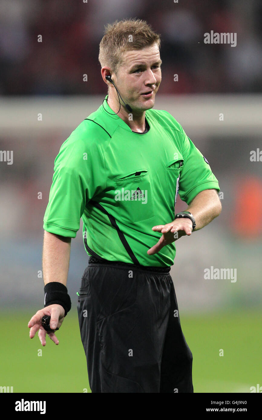 Racing Referee High Resolution Stock Photography and Images - Alamy