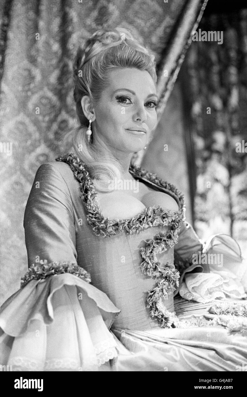 Granada Tv Stock Photos & Granada Tv Stock Images - Alamy