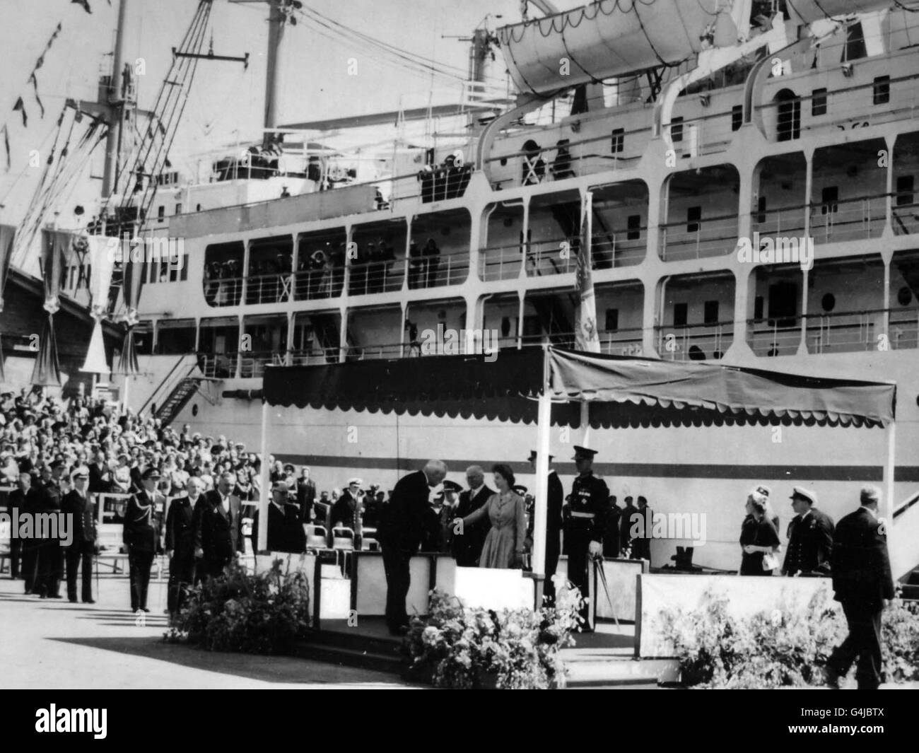 Royalty - Queen Elizabeth II Commonwealth Tour - Australia Stock Photo ...
