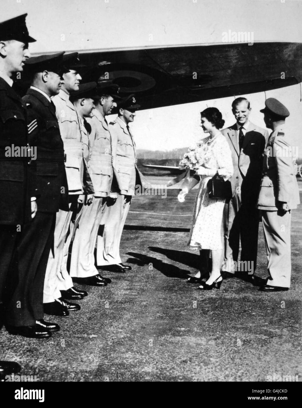 Queen elizabeth and duke of edinburgh tour of new zealand hi-res stock ...