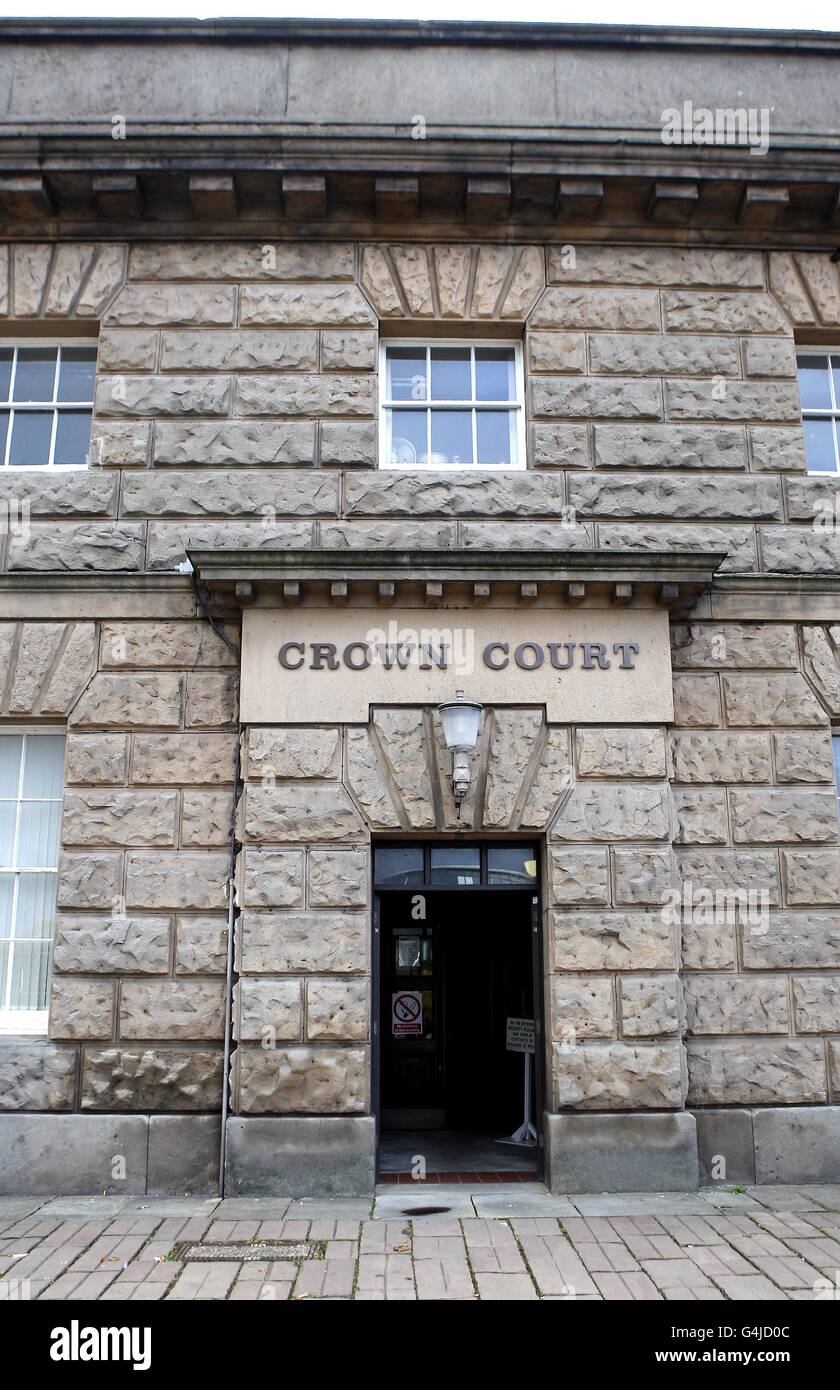 Crown court stock. A general view of Chester Crown Court Stock Photo ...