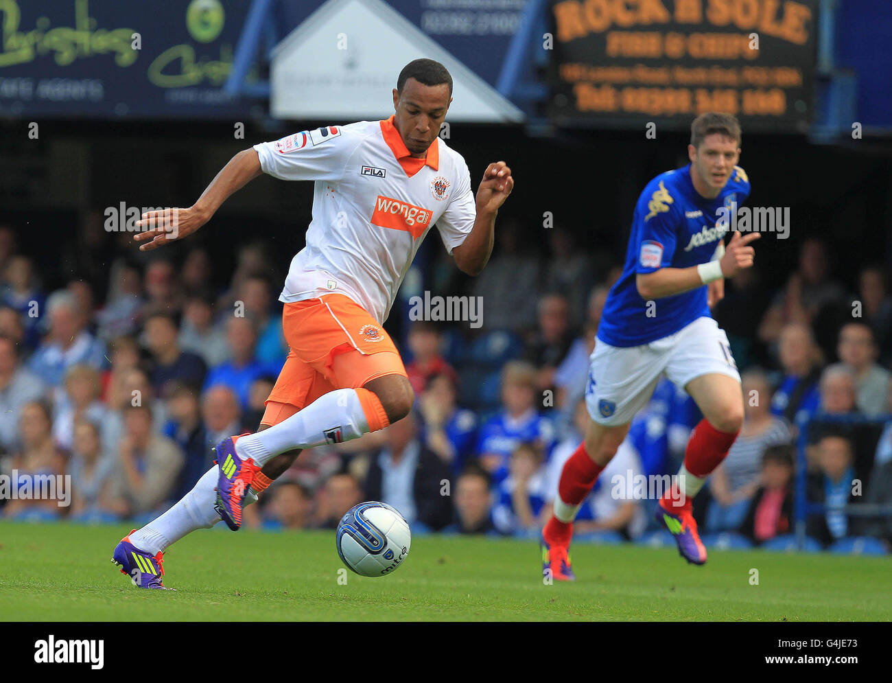 Full length matt football datacoapplies hi-res stock photography and ...