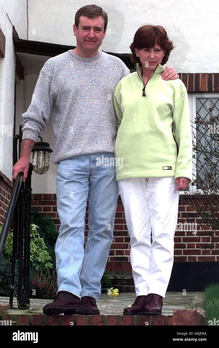 Pearl robert tappenden talk media outside home in bromley hi-res stock ...