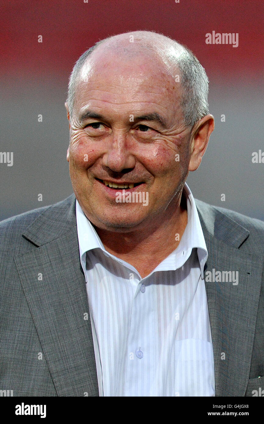 Bernard gnecchi hi-res stock photography and images - Alamy