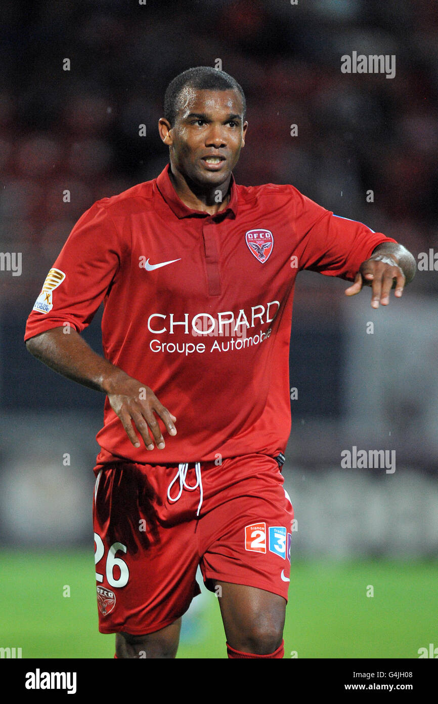 Soccer - Coupe de la Ligue - Round of 32 - Dijon v Valenciennes - Stade ...