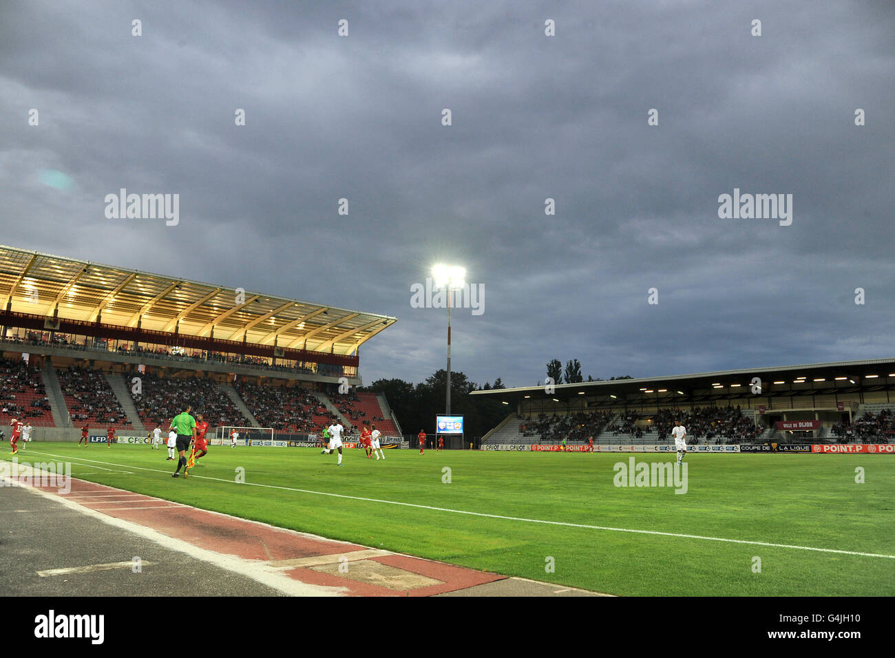 Soccer - Coupe de la Ligue - Round of 32 - Dijon v Valenciennes - Stade ...