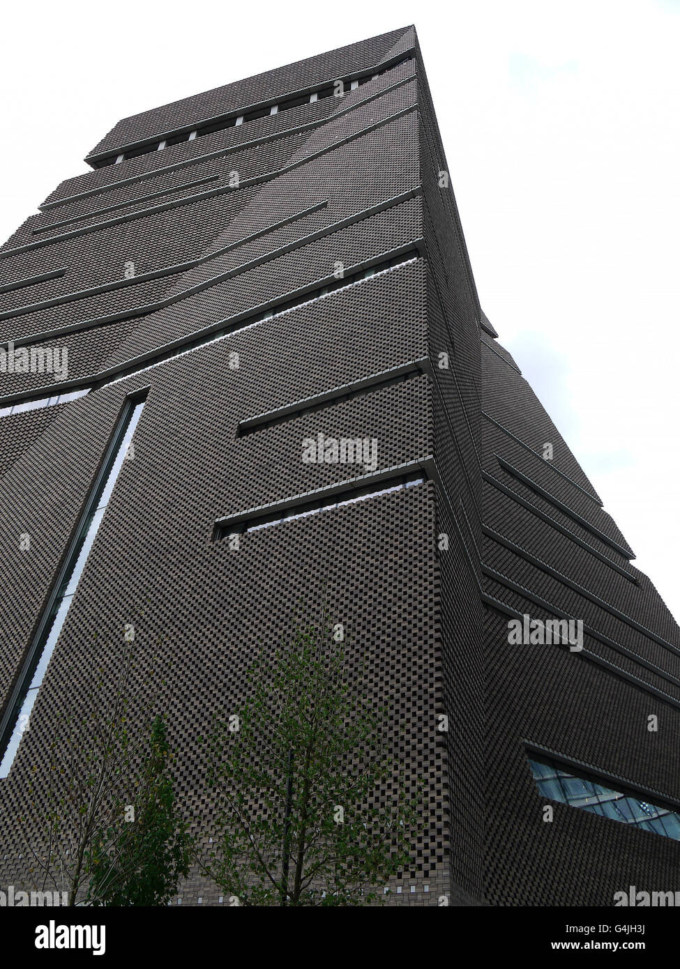 London - JUN 18, 2016: The Tate Modern Project building Stock Photo - Alamy