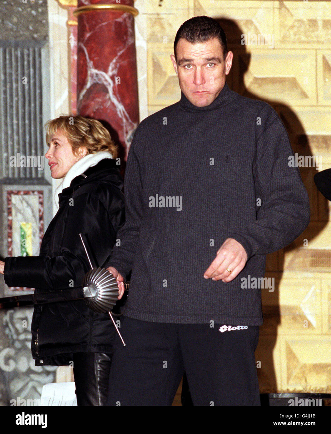 Footballer turned actor vinnie jones hi-res stock photography and ...