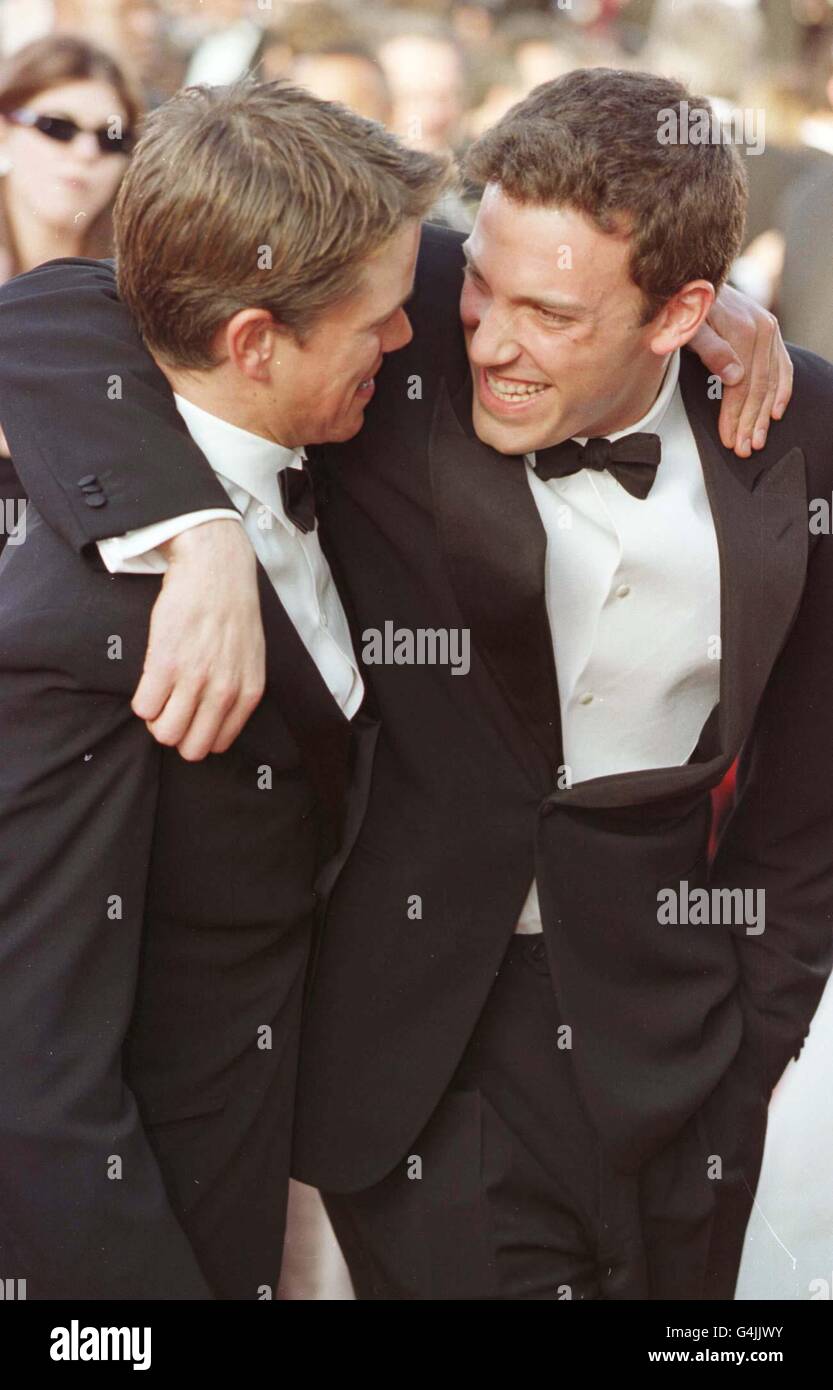Oscars/Damon & Affleck arrive Stock Photo - Alamy