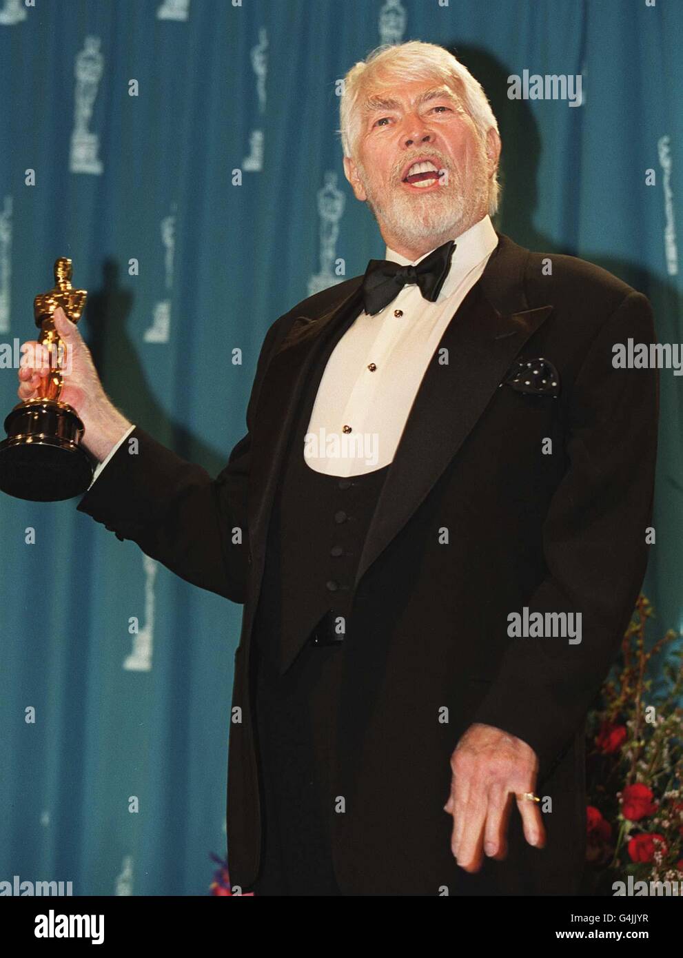 James coburn actor hi-res stock photography and images - Alamy