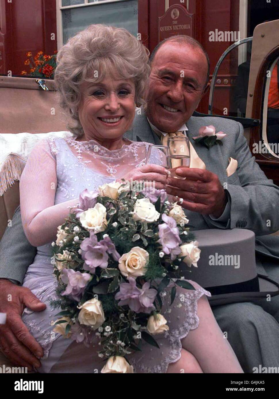 Eastenders stars barbara windsor and mike reid hi-res stock photography ...