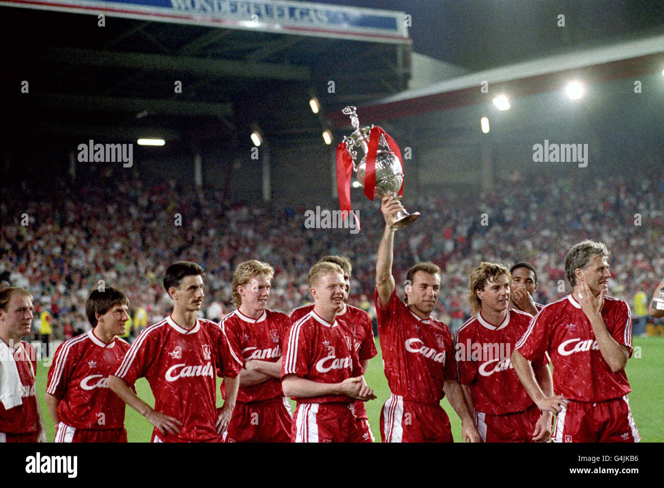 John barnes and glenn hysen hi-res stock photography and images - Alamy