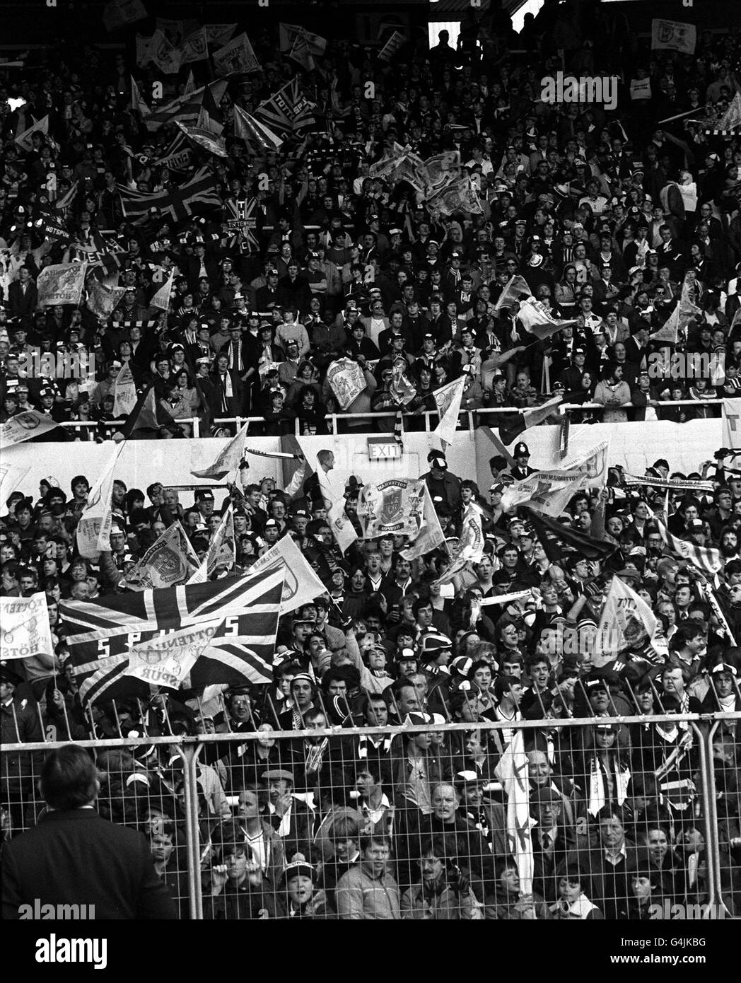 Fans in crowd stand Black and White Stock Photos & Images - Alamy