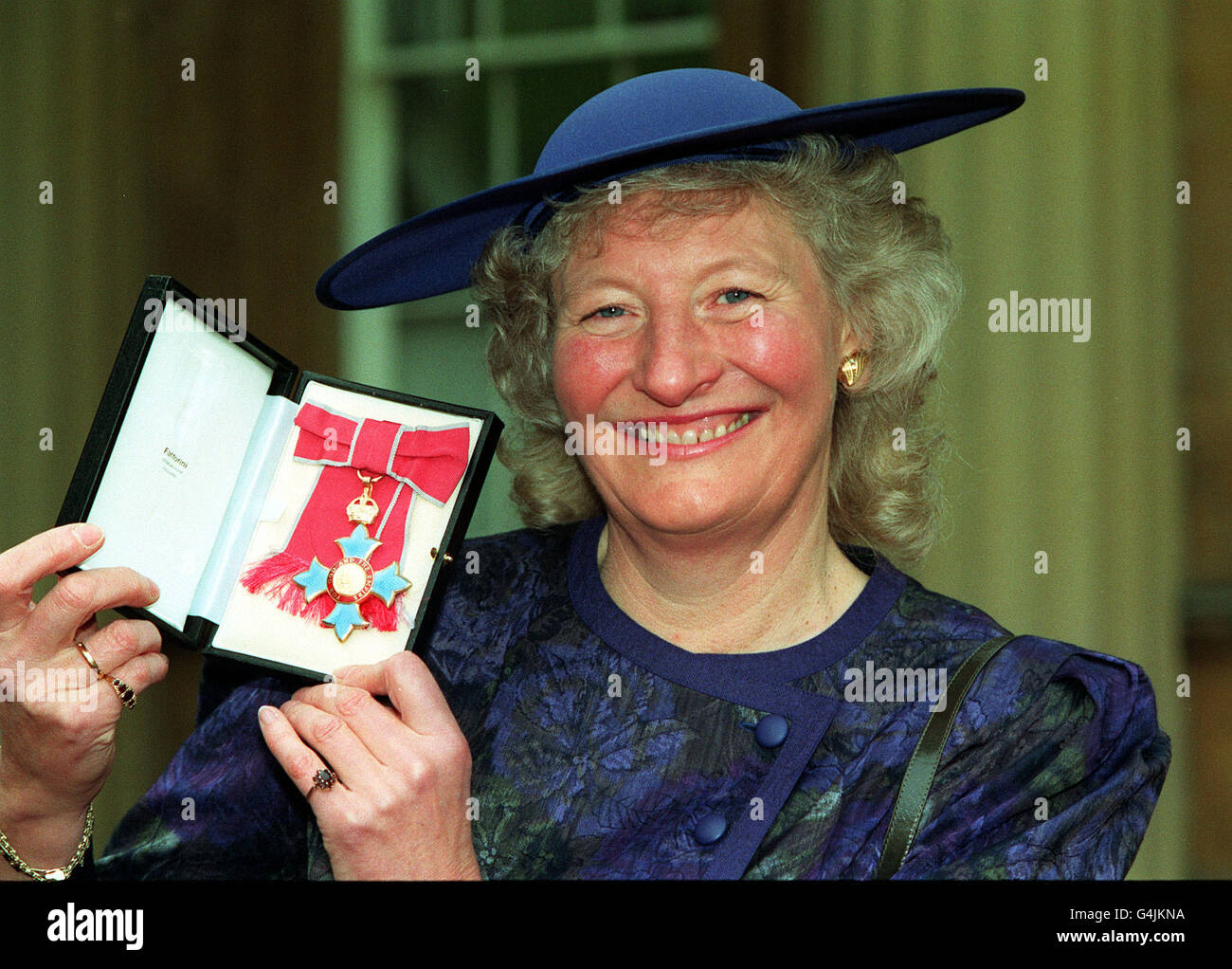 Library file dated 27/11/90 of Olympic Gold medallist Mary Peters with ...