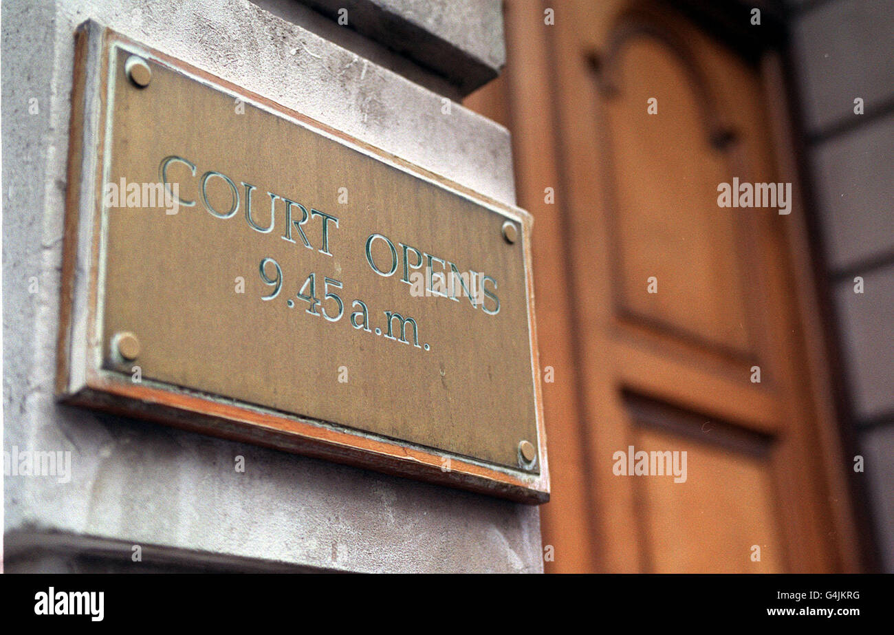 Mick jagger 1967 court hi-res stock photography and images - Alamy