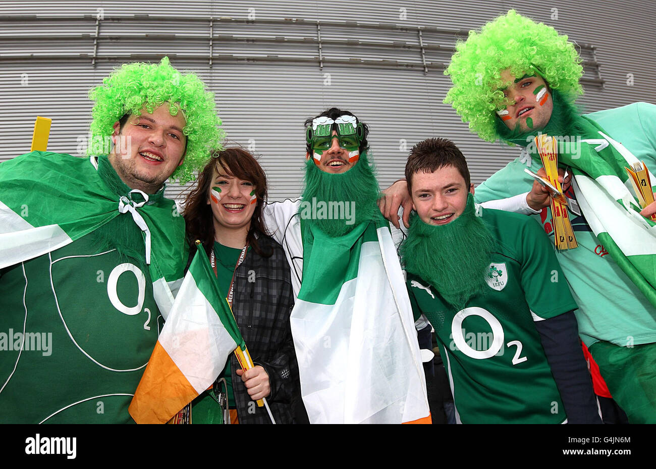 Side kick hi-res stock photography and images - Alamy