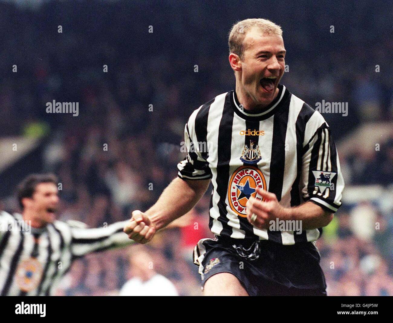 Shearer celebrates/FA cup semi Stock Photo - Alamy