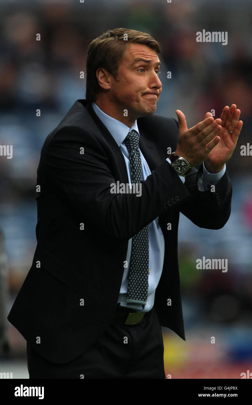 Football clap clapping claps hi-res stock photography and images - Alamy