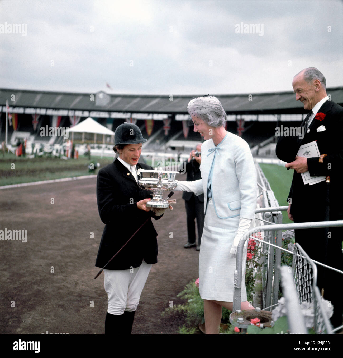 Equestrian. Pat Smythe Stock Photo - Alamy