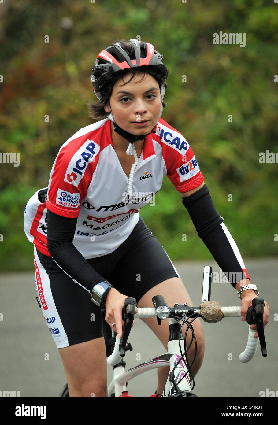 Charity redarrow hi-res stock photography and images - Alamy