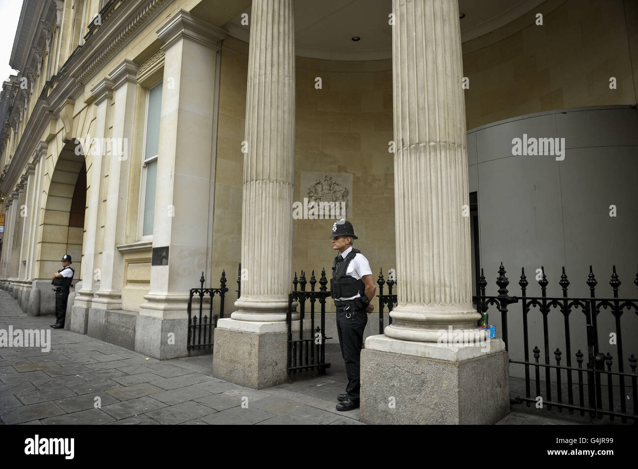 Crown court stock Stock Photo - Alamy