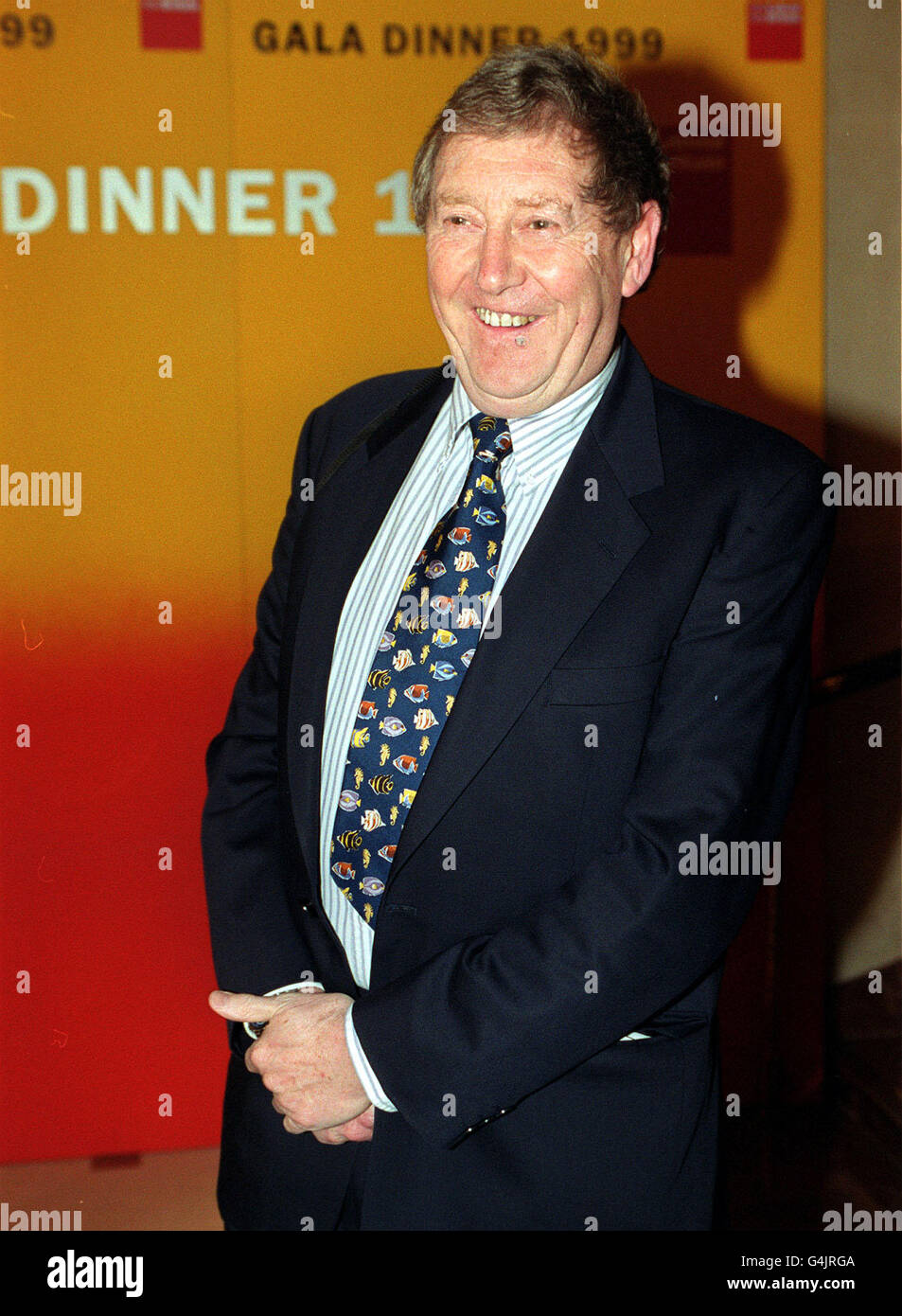 Austin Mitchell arrives at the Labour Party Gala Dinner 1999 Stock ...