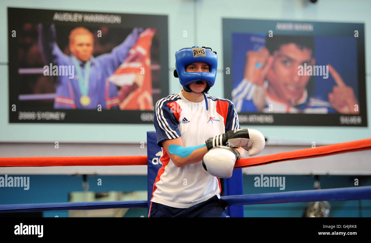 Great Britain's Savannah Marshall takes a break in a sparring session ...