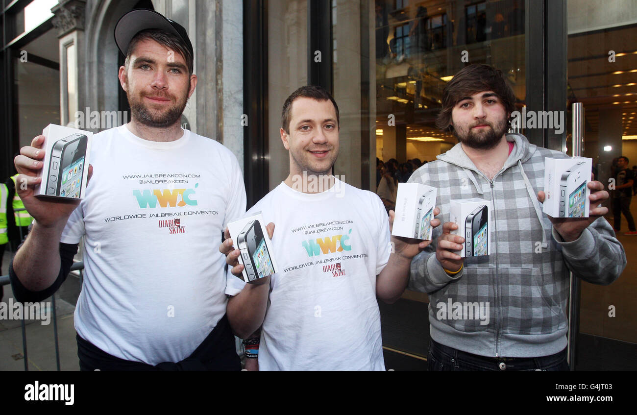 First iphone released hi-res stock photography and images - Alamy