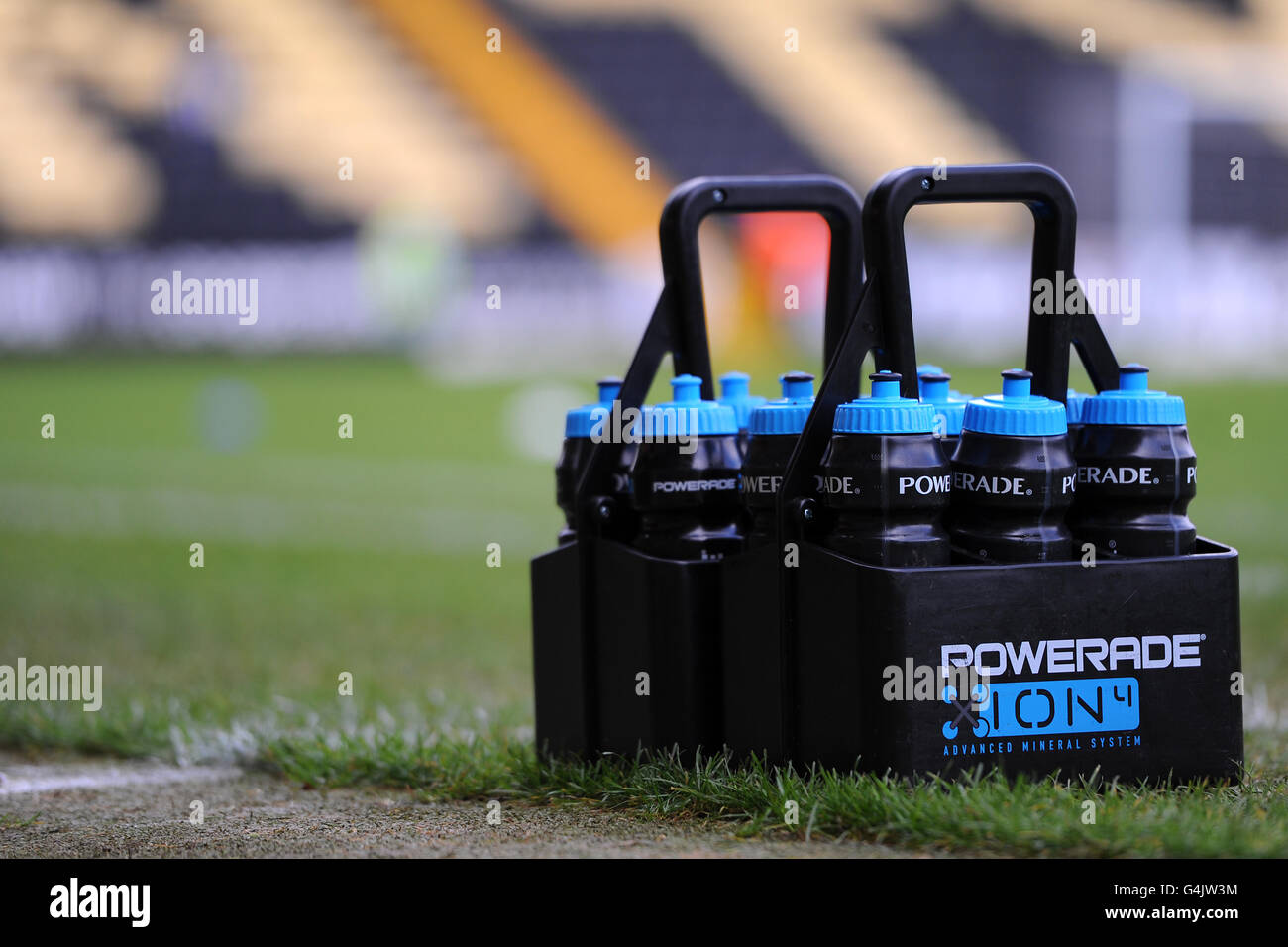 Powerade sport drink hi-res stock photography and images - Alamy