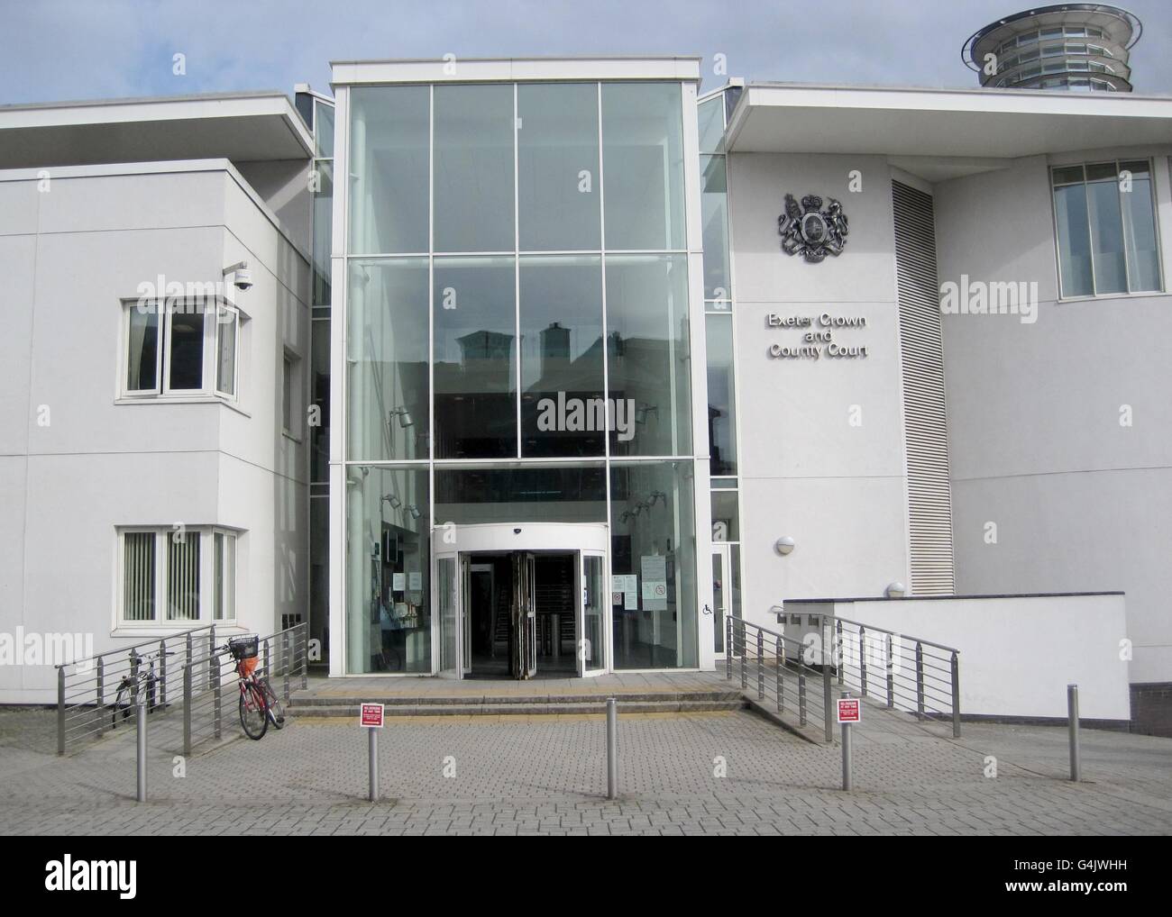 Crown court stock Stock Photo - Alamy