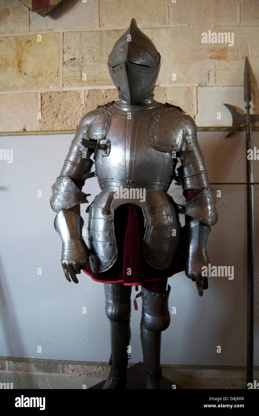 Full body armor hi-res stock photography and images - Alamy