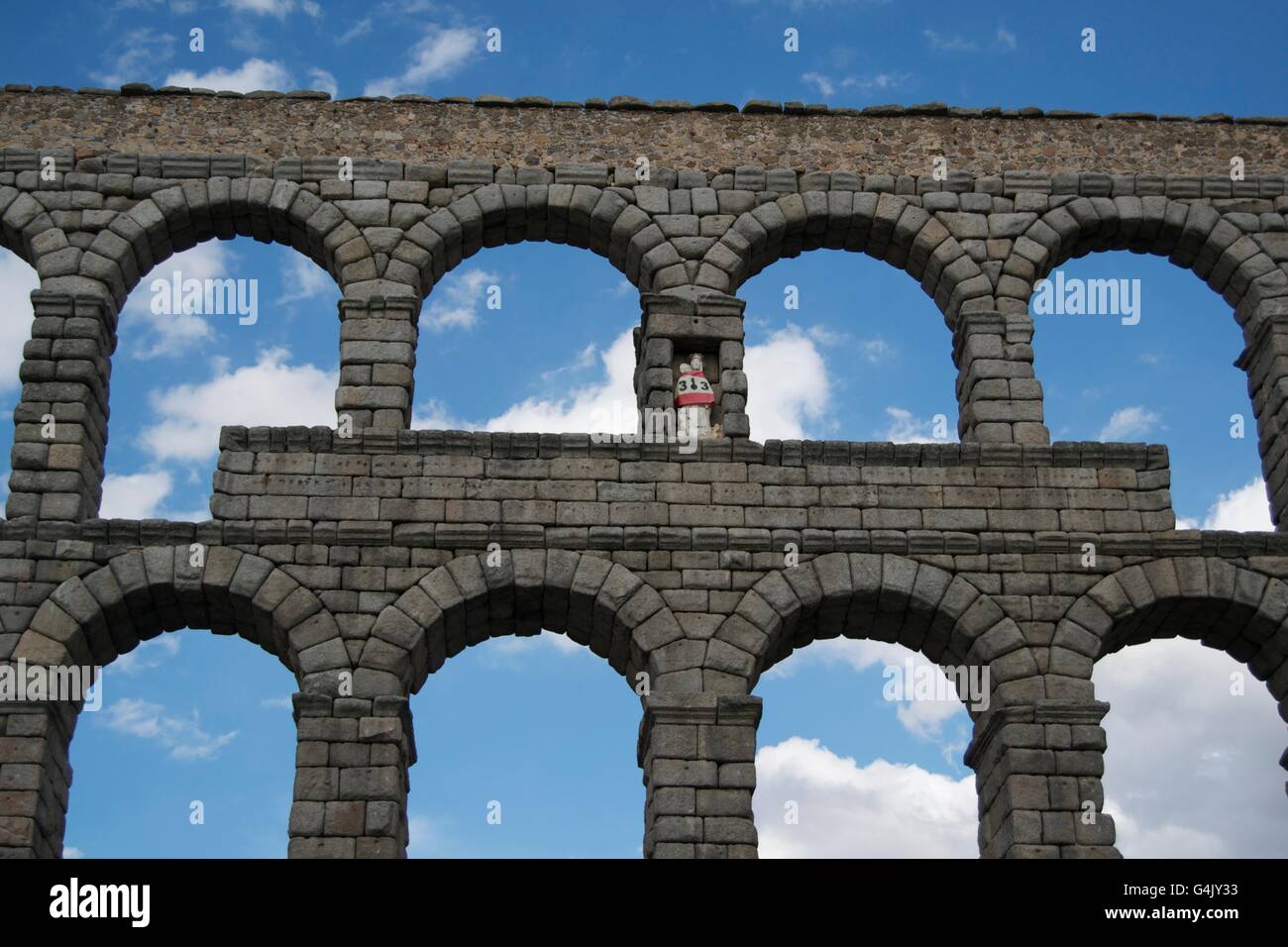 Roman Aqueduct in Segovia, Spain. Historic Stock Photo - Alamy