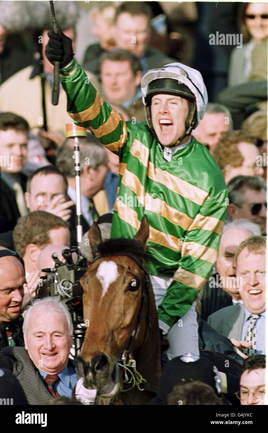 Istabraq cheltenham hi-res stock photography and images - Alamy